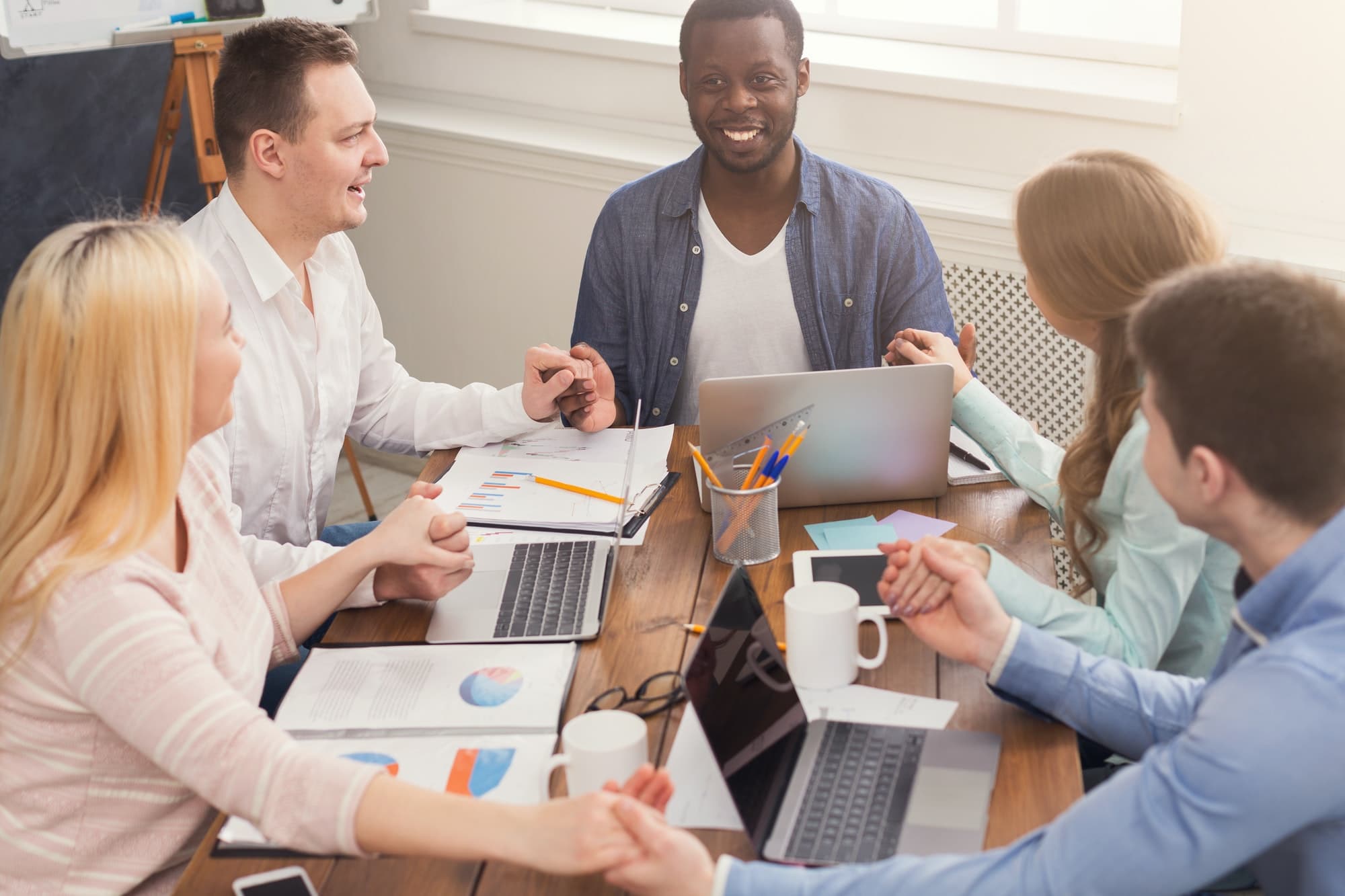 7 Steps On How To Build An Effective Team